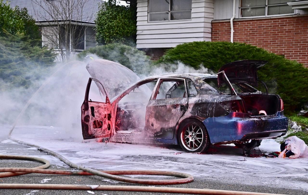 Car fire in White Center consumes vehicle | Westside Seattle
